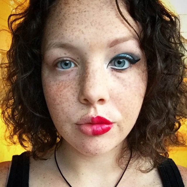 Thepowerofmakeup Le Ragazze Si Truccano è A Metà Whats Hot